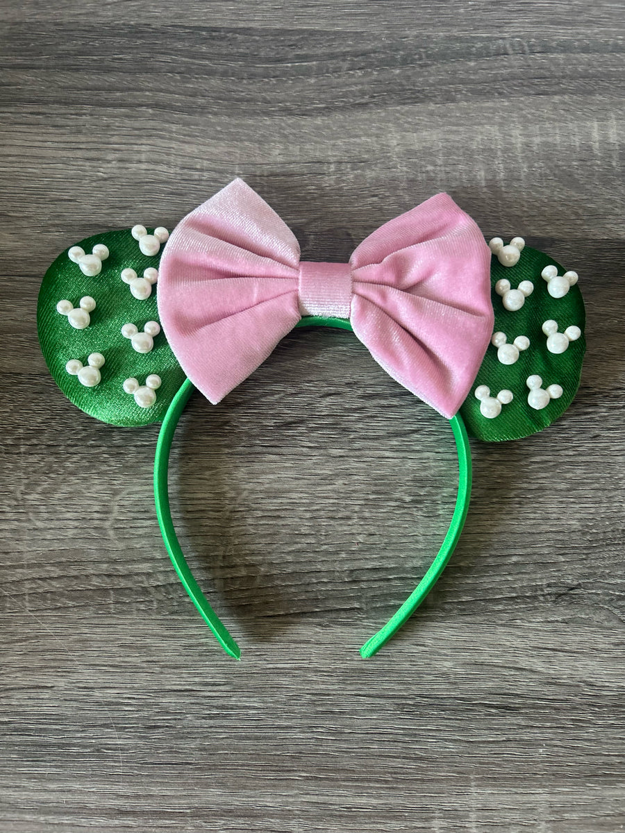 Pearl Mouse Ears- Delivery Before Leadership Is Not Guaranteed. Few Re ...